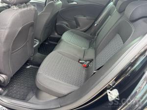 Black Opel Astra 2018 in Ogre, with an engine capacity of 1.60 L and mileage of 179 thousand km for 7550 €, photo 17 on AUTOMOTO.COM.LV