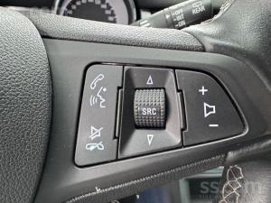 Black Opel Astra 2018 in Ogre, with an engine capacity of 1.60 L and mileage of 179 thousand km for 7550 €, photo 20 on AUTOMOTO.COM.LV