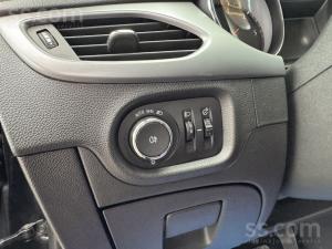 Black Opel Astra 2018 in Ogre, with an engine capacity of 1.60 L and mileage of 179 thousand km for 7550 €, photo 24 on AUTOMOTO.COM.LV