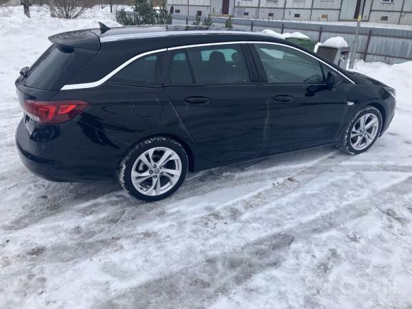 Black Opel Astra 2018 in Jekabpils, with an engine capacity of 1.60 L and mileage of 170 thousand km for 8000 €, photo 2 on AUTOMOTO.COM.LV