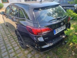 Melns Opel Astra 2018 Panevēža, ar dzinēja tilpumu 1.60 L un nobraukumu 162 tūkst. km par 3600 €, foto 3 vietnē AUTOMOTO.COM.LV