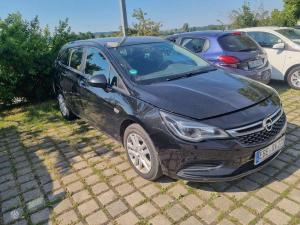 Melns Opel Astra 2018 Panevēža, ar dzinēja tilpumu 1.60 L un nobraukumu 162 tūkst. km par 3600 €, foto 7 vietnē AUTOMOTO.COM.LV
