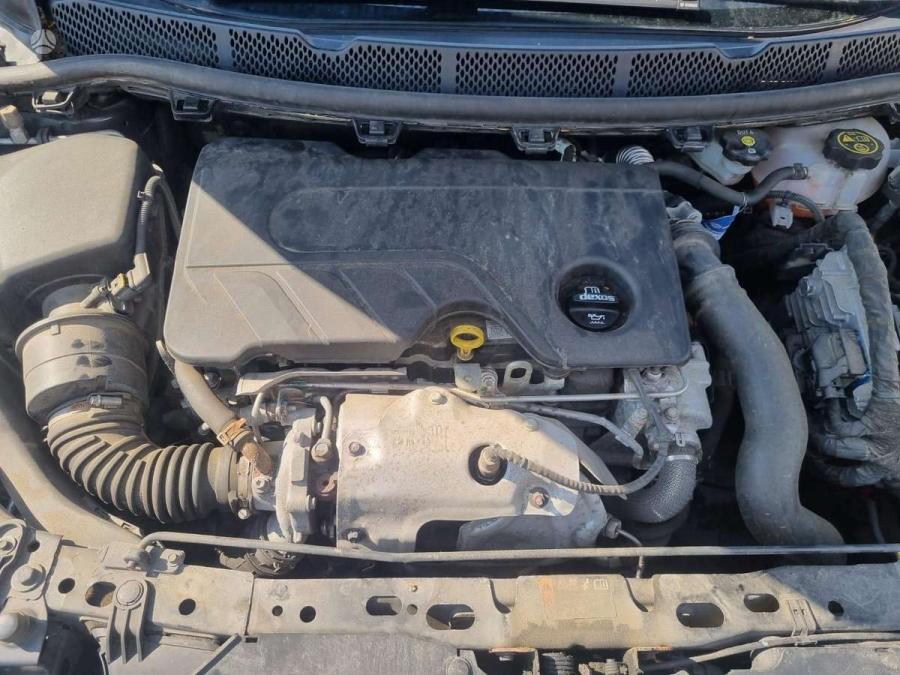 Melns Opel Astra 2018 Panevēža, ar dzinēja tilpumu 1.60 L un nobraukumu 162 tūkst. km par 3600 €, foto 10 vietnē AUTOMOTO.COM.LV