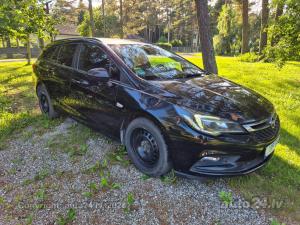 Black Opel Astra 2018 in Tallinn, with an engine capacity of 1.60 L and mileage of 216 thousand km for 5900 €, photo  on AUTOMOTO.COM.LV