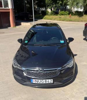 Melns Opel Astra 2018 Viļņa, ar dzinēja tilpumu 1.60 L un nobraukumu 197 tūkst. km par 6999 €, foto  vietnē AUTOMOTO.COM.LV