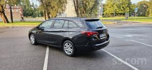 Black Opel Astra 2018 in Riga, with an engine capacity of 1.60 L and mileage of 139 thousand km for 7150 €, photo 5 on AUTOMOTO.COM.LV