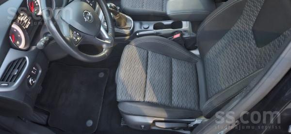 Melns Opel Astra 2018 Rīga, ar dzinēja tilpumu 1.60 L un nobraukumu 139 tūkst. km par 7150 €, foto 8 vietnē AUTOMOTO.COM.LV