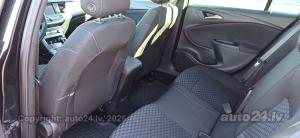 Melns Opel Astra 2018 Tallina, ar dzinēja tilpumu 1.60 L un nobraukumu 121 tūkst. km par 10000 €, foto 13 vietnē AUTOMOTO.COM.LV