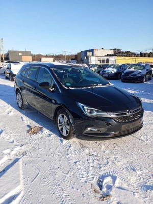 Black Opel Astra 2019 in Kaunas, with an engine capacity of 1.60 L and mileage of 170 thousand km for 6900 €, photo 3 on AUTOMOTO.COM.LV