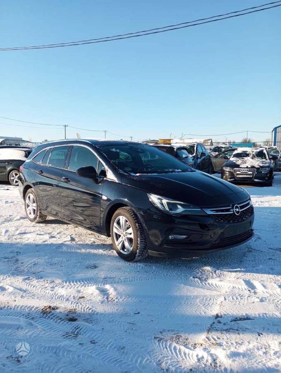Black Opel Astra 2019 in Kaunas, with an engine capacity of 1.60 L and mileage of 170 thousand km for 6900 €, photo 4 on AUTOMOTO.COM.LV