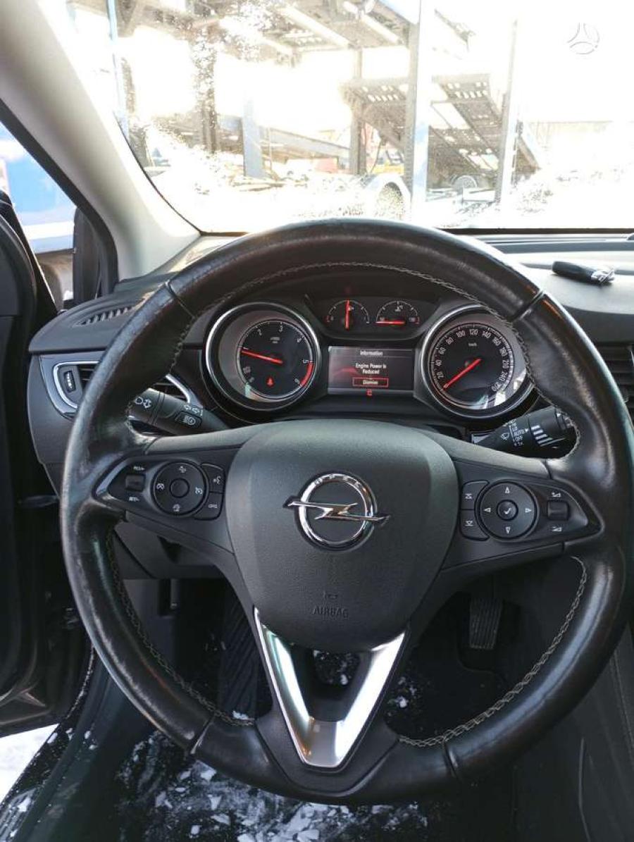 Black Opel Astra 2019 in Kaunas, with an engine capacity of 1.60 L and mileage of 170 thousand km for 6900 €, photo 18 on AUTOMOTO.COM.LV