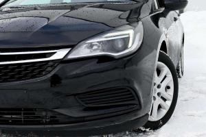 Black Opel Astra 2019 in Kretinga, with an engine capacity of 1.60 L and mileage of 239 thousand km for 5950 €, photo 5 on AUTOMOTO.COM.LV