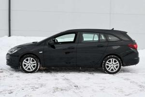 Black Opel Astra 2019 in Kretinga, with an engine capacity of 1.60 L and mileage of 239 thousand km for 5950 €, photo 11 on AUTOMOTO.COM.LV