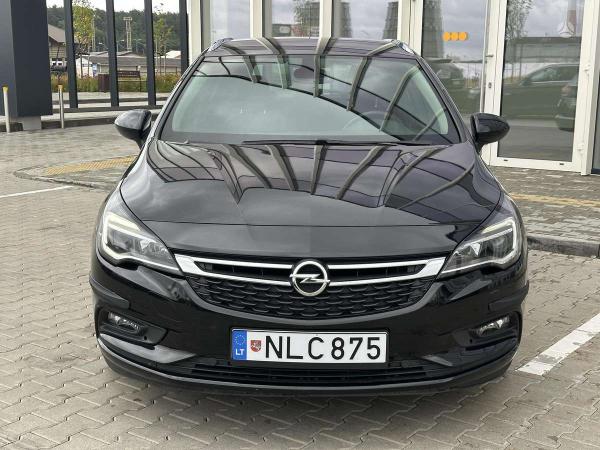 Black Opel Astra 2019 in Vilnius, with an engine capacity of 1.00 L and mileage of 249 thousand km for 5400 €, photo 2 on AUTOMOTO.COM.LV