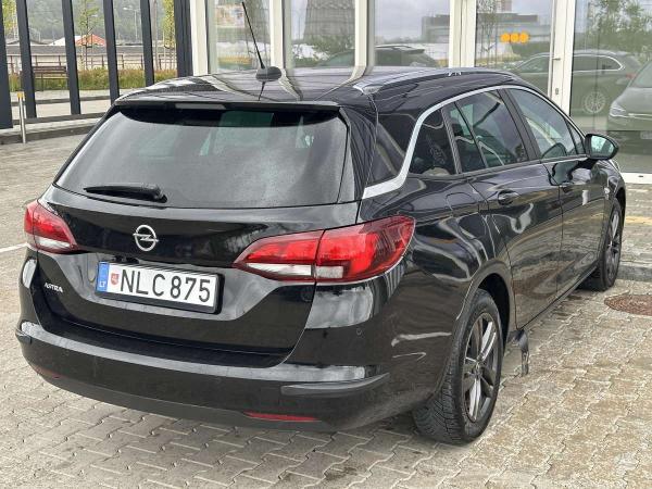 Black Opel Astra 2019 in Vilnius, with an engine capacity of 1.00 L and mileage of 249 thousand km for 5400 €, photo 4 on AUTOMOTO.COM.LV