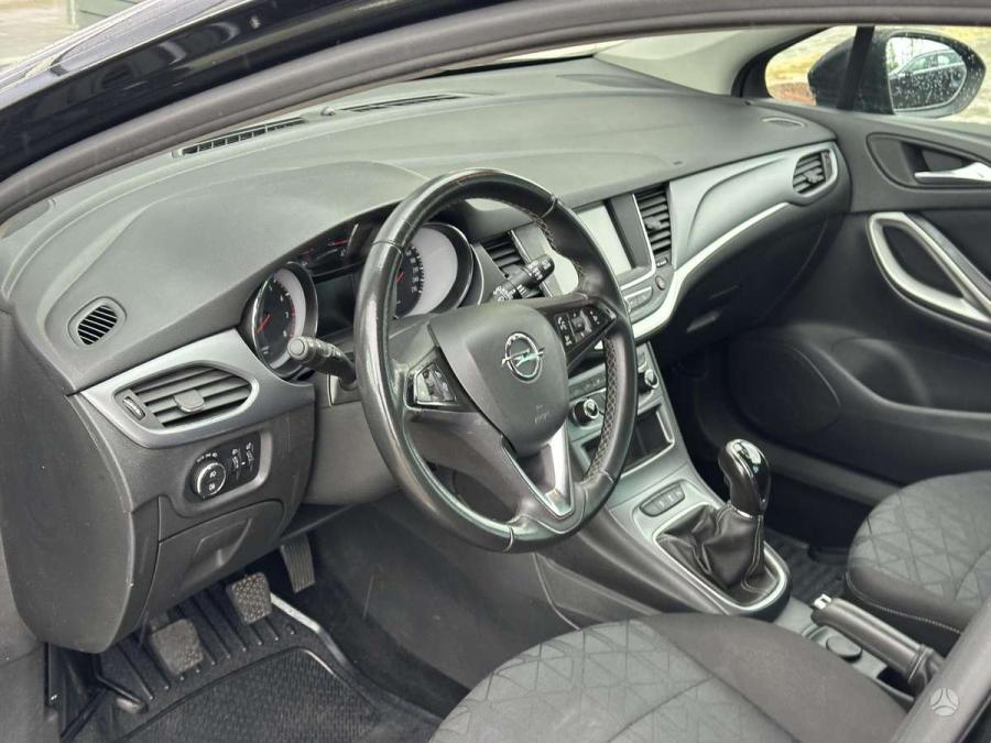 Melns Opel Astra 2019 Viļņa, ar dzinēja tilpumu 1.00 L un nobraukumu 249 tūkst. km par 5400 €, foto 8 vietnē AUTOMOTO.COM.LV