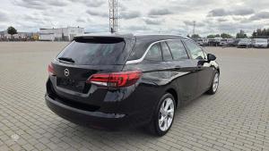 Black Opel Astra 2019 in Marijampole, with an engine capacity of 1.60 L and mileage of 180 thousand km for 7400 €, photo 4 on AUTOMOTO.COM.LV