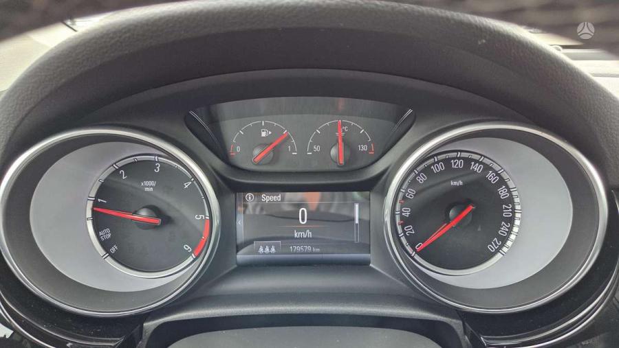 Black Opel Astra 2019 in Marijampole, with an engine capacity of 1.60 L and mileage of 180 thousand km for 7400 €, photo 28 on AUTOMOTO.COM.LV
