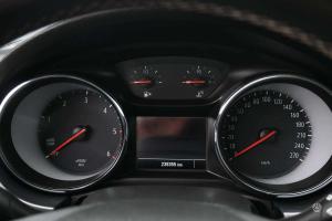 Черный Опель Астра 2019 в Кретинга, объемом двигателя 1.60 л и пробегом 239 тыс. км за 5950 €, фото 31 на AUTOMOTO.COM.LV