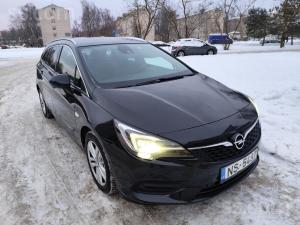 Black Opel Astra 2020 in Riga, with an engine capacity of 1.50 L and mileage of 140 thousand km for 8900 €, photo 3 on AUTOMOTO.COM.LV