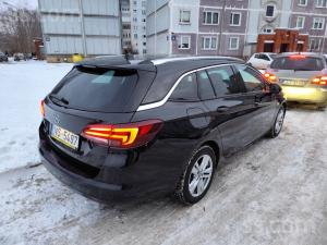 Black Opel Astra 2020 in Riga, with an engine capacity of 1.50 L and mileage of 140 thousand km for 8900 €, photo 4 on AUTOMOTO.COM.LV