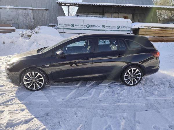 Melns Opel Astra 2020 Viļņa, ar dzinēja tilpumu 1.50 L un nobraukumu 132 tūkst. km par 8500 €, foto 1 vietnē AUTOMOTO.COM.LV