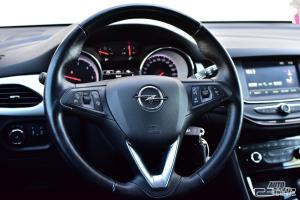 Black Opel Astra 2020 in Kretinga, with an engine capacity of 1.50 L and mileage of 167 thousand km for 6999 €, photo 23 on AUTOMOTO.COM.LV