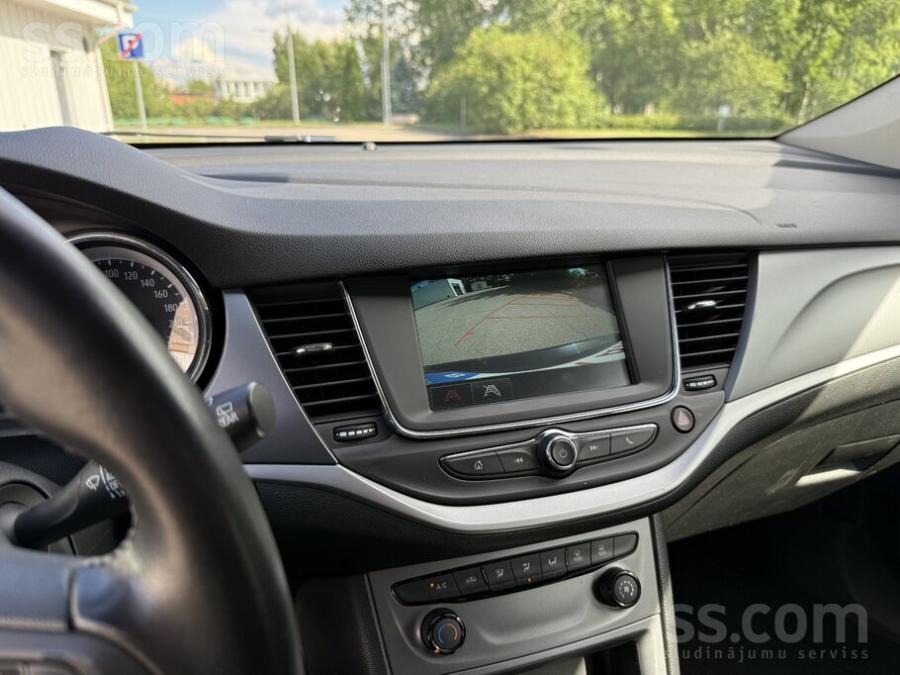 Black Opel Astra 2020 in Riga, with an engine capacity of 1.50 L and mileage of 260 thousand km for 7800 €, photo 6 on AUTOMOTO.COM.LV