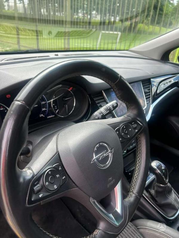 Black Opel Astra 2020 in Marijampole, with an engine capacity of 1.20 L and mileage of 150 thousand km for 6500 €, photo 10 on AUTOMOTO.COM.LV
