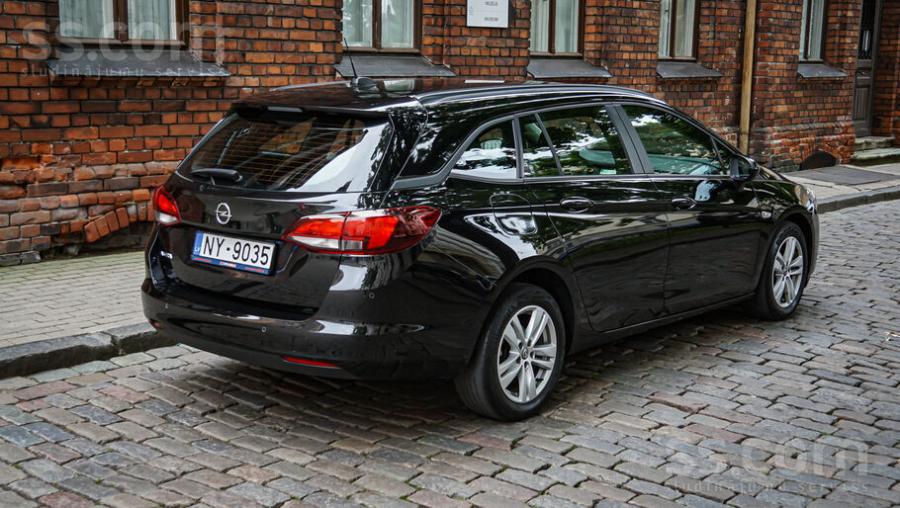 Black Opel Astra 2021 in Riga, with an engine capacity of 1.50 L and mileage of 205 thousand km for 6950 €, photo 5 on AUTOMOTO.COM.LV