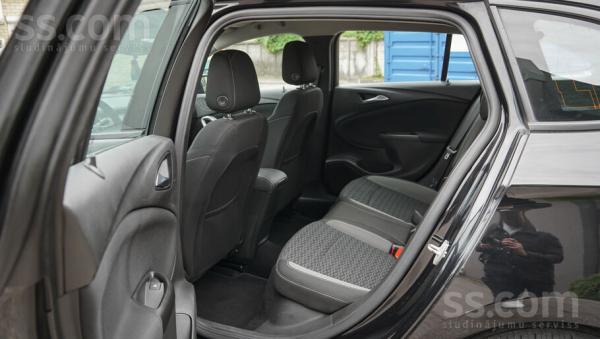 Melns Opel Astra 2021 Rīga, ar dzinēja tilpumu 1.50 L un nobraukumu 205 tūkst. km par 6950 €, foto 8 vietnē AUTOMOTO.COM.LV