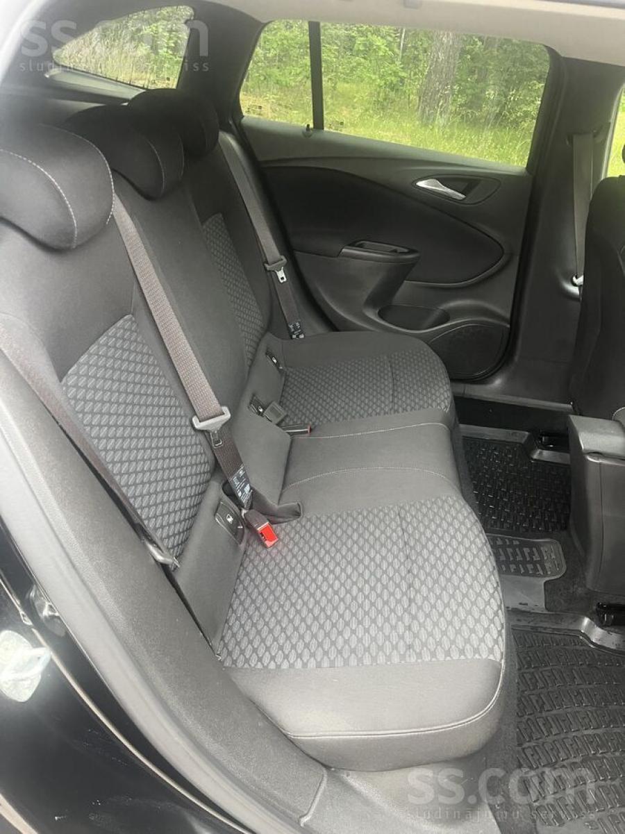 Melns Opel Astra 2021 Jūrmala, ar dzinēja tilpumu 1.50 L un nobraukumu 138 tūkst. km par 8100 €, foto 7 vietnē AUTOMOTO.COM.LV