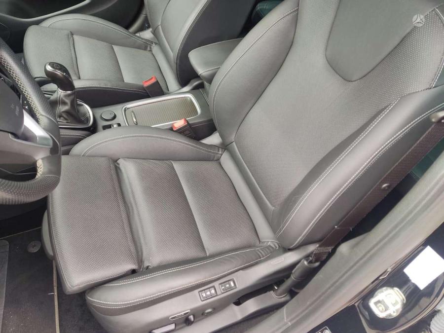 Melns Opel Astra 2021 Pakruojis, ar dzinēja tilpumu 1.20 L un nobraukumu 72 tūkst. km par 7450 €, foto 17 vietnē AUTOMOTO.COM.LV