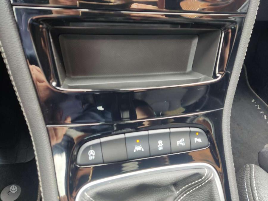 Melns Opel Astra 2021 Pakruojis, ar dzinēja tilpumu 1.20 L un nobraukumu 72 tūkst. km par 7450 €, foto 24 vietnē AUTOMOTO.COM.LV