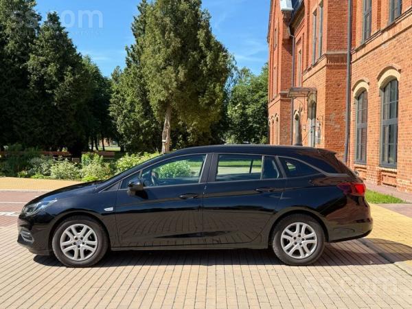 Melns Opel Astra 2021 Rīga, ar dzinēja tilpumu 1.50 L un nobraukumu 146 tūkst. km par 7500 €, foto 5 vietnē AUTOMOTO.COM.LV