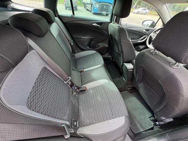 Melns Opel Astra 2021 Šauļi, ar dzinēja tilpumu 1.50 L un nobraukumu 261 tūkst. km par 5500 €, foto 10 vietnē AUTOMOTO.COM.LV