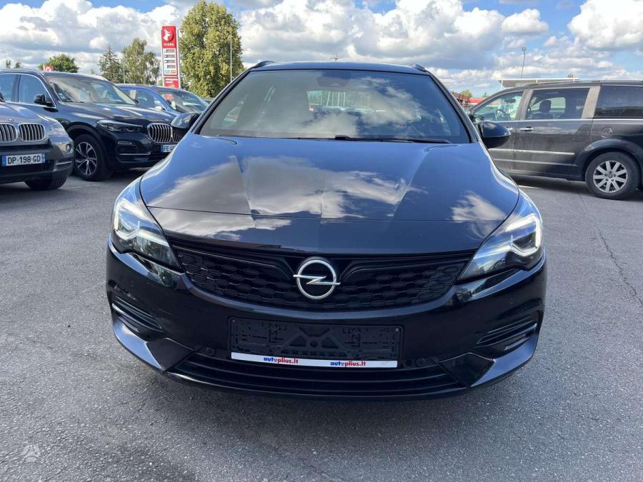 Black Opel Astra 2021 in Taurage, with an engine capacity of 1.20 L and mileage of 159 thousand km for 7800 €, photo 3 on AUTOMOTO.COM.LV