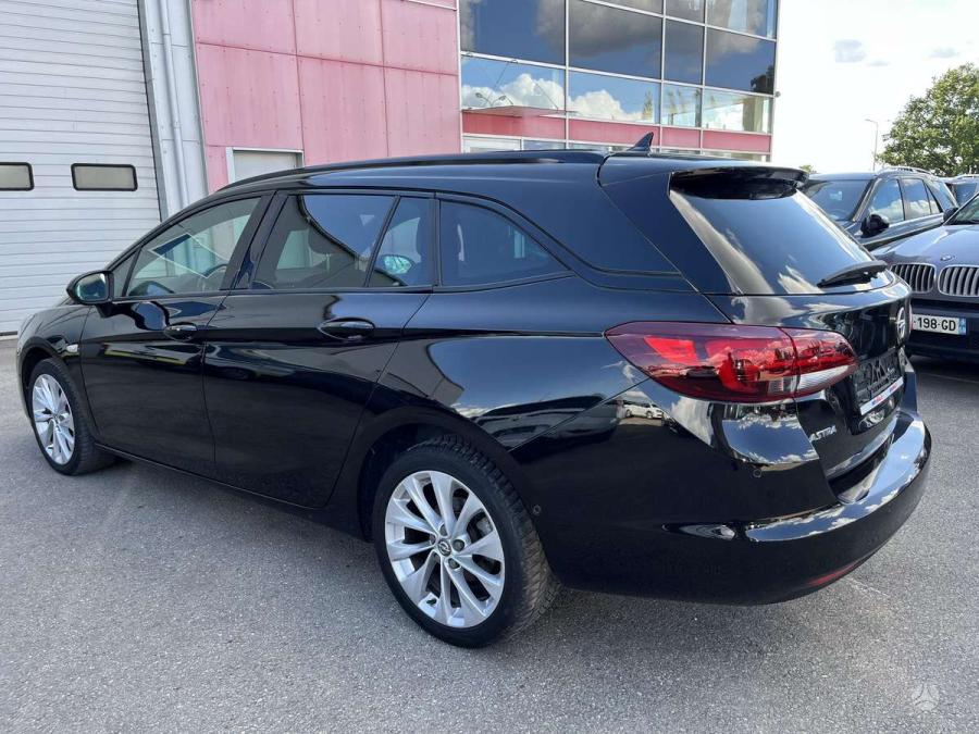 Black Opel Astra 2021 in Taurage, with an engine capacity of 1.20 L and mileage of 159 thousand km for 7800 €, photo 7 on AUTOMOTO.COM.LV