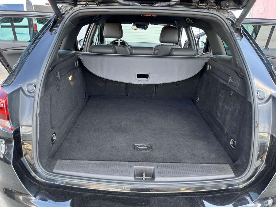 Black Opel Astra 2021 in Taurage, with an engine capacity of 1.20 L and mileage of 159 thousand km for 7800 €, photo 10 on AUTOMOTO.COM.LV