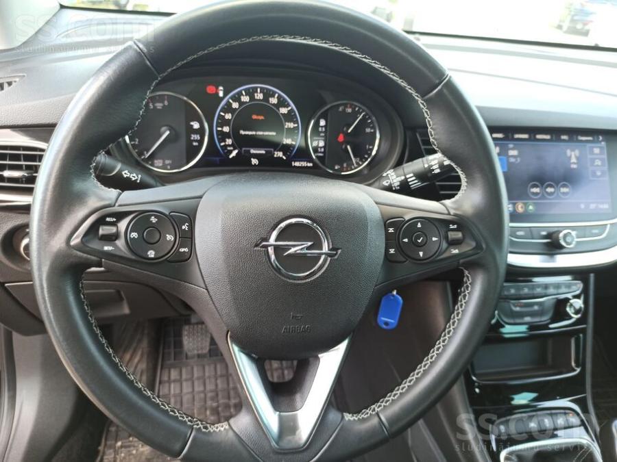 Black Opel Astra 2021 in Daugavpils, with an engine capacity of 1.50 L and mileage of 0 thousand km for 8950 €, photo 22 on AUTOMOTO.COM.LV