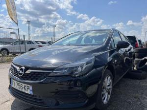 Melns Opel Astra 2021 Kauņa, ar dzinēja tilpumu 1.50 L un nobraukumu 130 tūkst. km par 3450 €, foto  vietnē AUTOMOTO.COM.LV