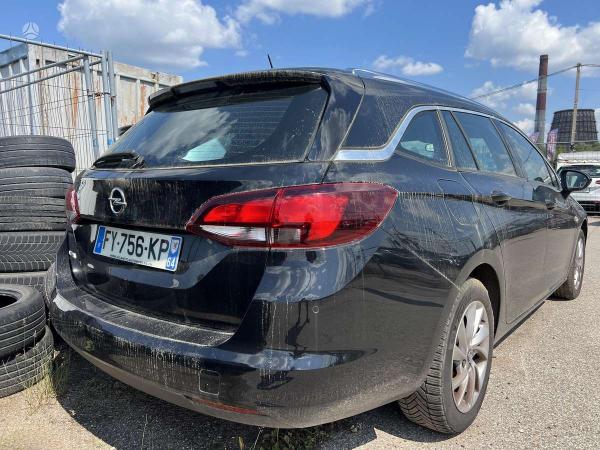 Melns Opel Astra 2021 Kauņa, ar dzinēja tilpumu 1.50 L un nobraukumu 130 tūkst. km par 3450 €, foto 2 vietnē AUTOMOTO.COM.LV
