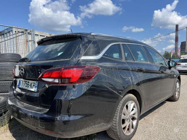 Melns Opel Astra 2021 Kauņa, ar dzinēja tilpumu 1.50 L un nobraukumu 130 tūkst. km par 3450 €, foto 5 vietnē AUTOMOTO.COM.LV