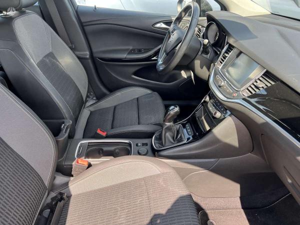 Melns Opel Astra 2021 Kauņa, ar dzinēja tilpumu 1.50 L un nobraukumu 130 tūkst. km par 3450 €, foto 7 vietnē AUTOMOTO.COM.LV