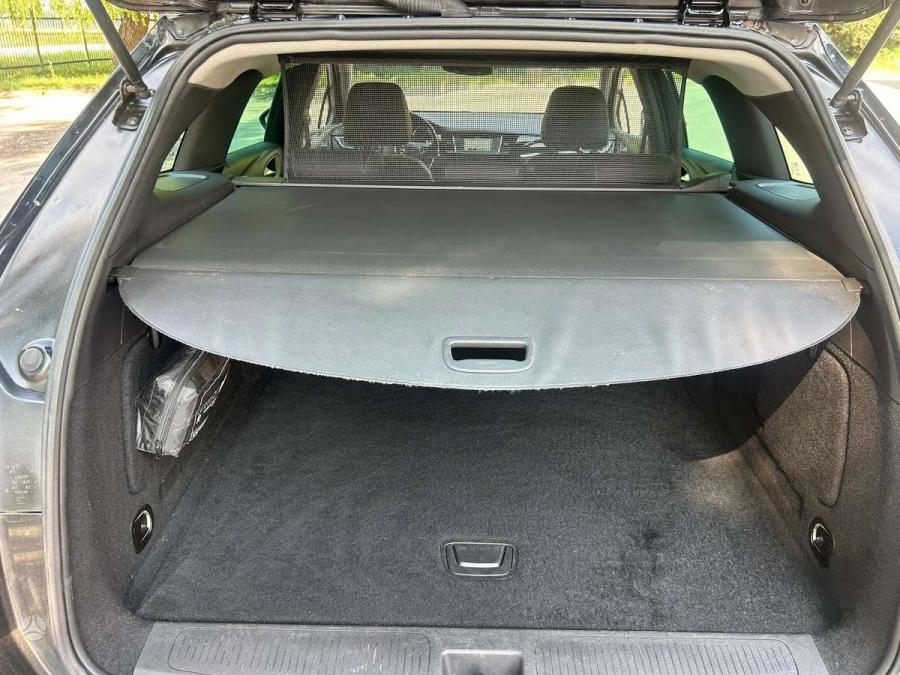 Melns Opel Astra 2021 Marijampole, ar dzinēja tilpumu 1.40 L un nobraukumu 190 tūkst. km par 5490 €, foto 18 vietnē AUTOMOTO.COM.LV