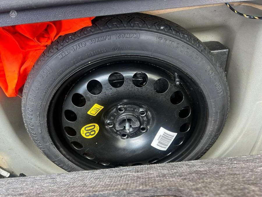 Melns Opel Astra 2021 Marijampole, ar dzinēja tilpumu 1.40 L un nobraukumu 190 tūkst. km par 5490 €, foto 19 vietnē AUTOMOTO.COM.LV