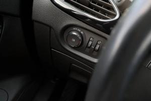 Black Opel Astra 2021 in Jelgava, with an engine capacity of 1.20 L and mileage of 92 thousand km for 8990 €, photo 28 on AUTOMOTO.COM.LV
