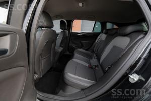 Melns Opel Astra 2021 Jelgava, ar dzinēja tilpumu 1.20 L un nobraukumu 0 tūkst. km par 8750 €, foto 11 vietnē AUTOMOTO.COM.LV