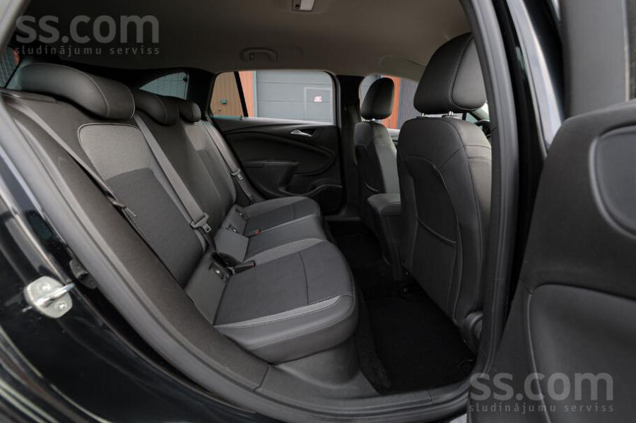 Melns Opel Astra 2021 Jelgava, ar dzinēja tilpumu 1.20 L un nobraukumu 0 tūkst. km par 8750 €, foto 12 vietnē AUTOMOTO.COM.LV