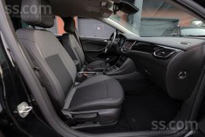 Melns Opel Astra 2021 Jelgava, ar dzinēja tilpumu 1.20 L un nobraukumu 0 tūkst. km par 8750 €, foto 13 vietnē AUTOMOTO.COM.LV